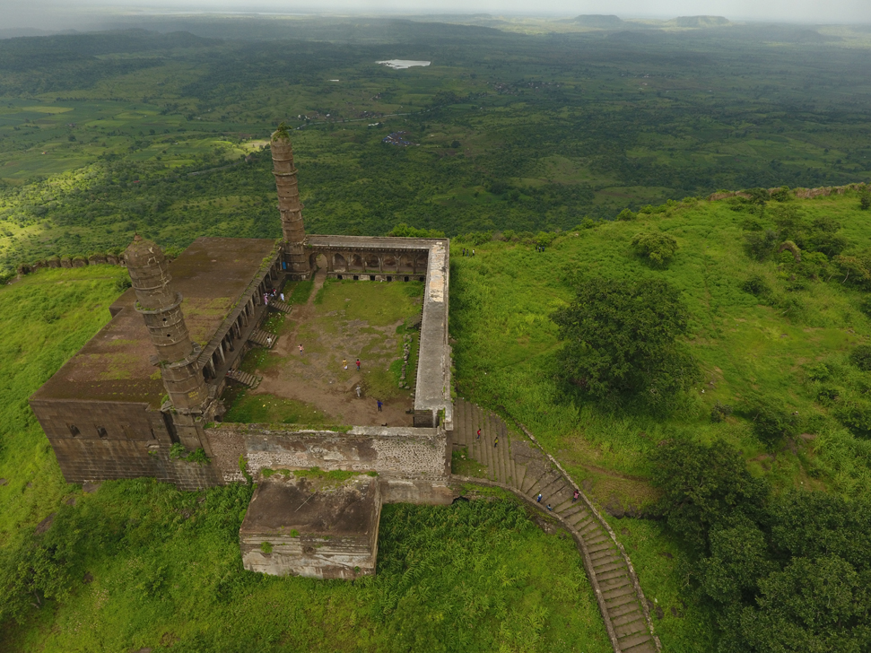 Forts in Madhya Pradesh- Asirgarh Fort - Holiday Landmark