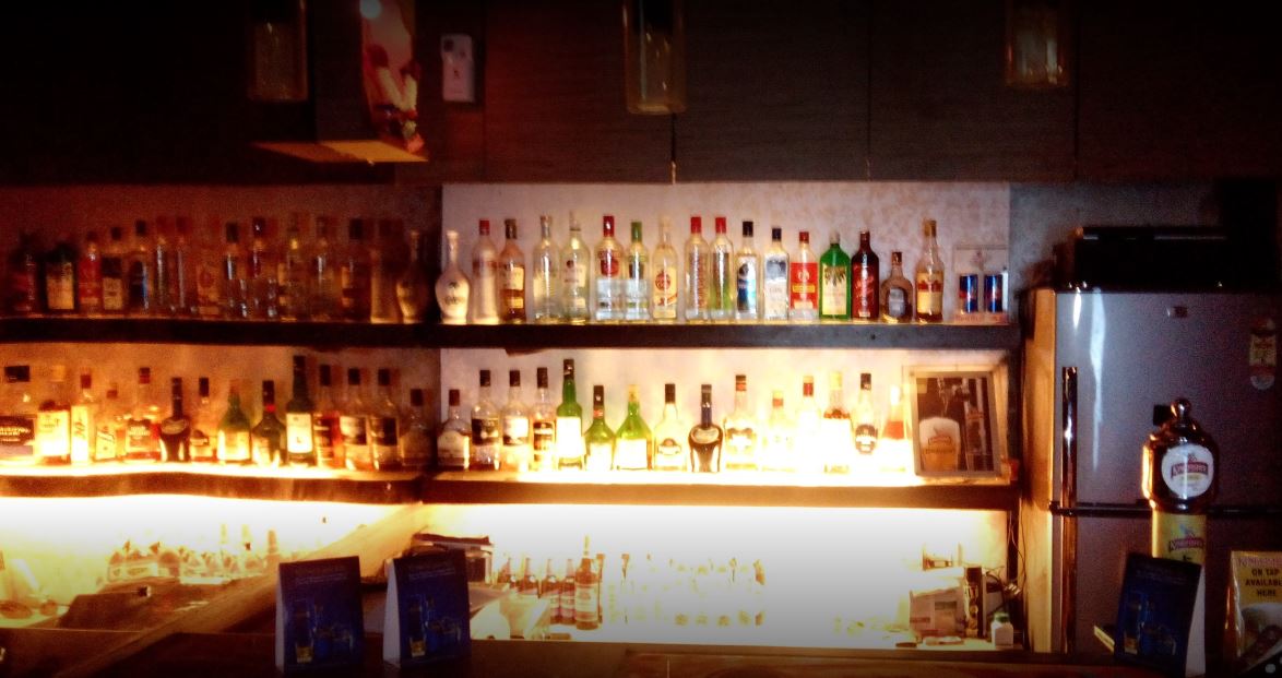 Top 10 Pubs/Bars in Panjim for Wonderful Nightlife - Holiday Landmark