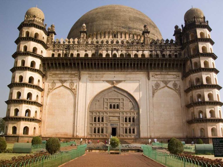 Top Tourist Places to Visit in Bijapur – Holiday Landmark