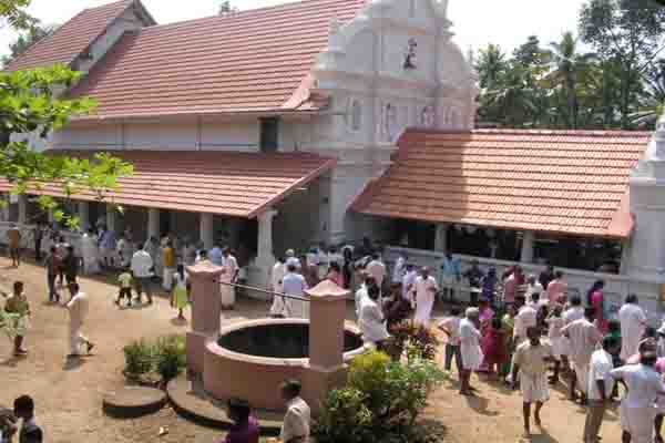Kallumkathra St George Jacobite Syrian Church in Kottayam, Kerala ...